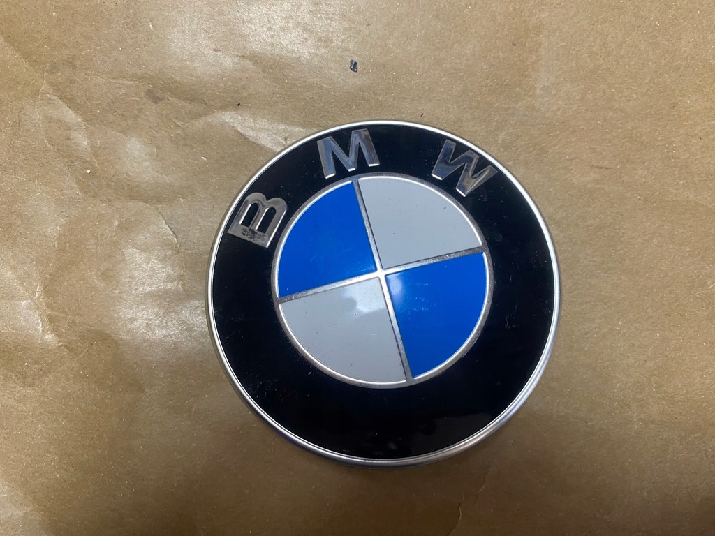 ZNACZEK EMBLEMAT MASKI BMW E36 E38 E39 E46 E60 E90 - 12047480327 - oficjalne archiwum Allegro