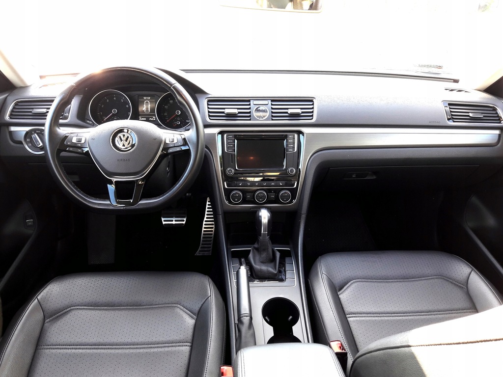 Passat B8 * R Line * 2017 rok * 1.8 TSI 180 KM * - 7555165927 ...