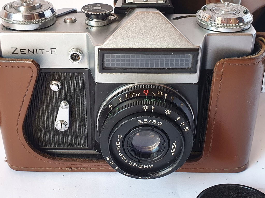 Aparat ZENIT E + obiektyw INDUSTAR 50-2 3.5 / 50mm - 12595812711 - oficjalne archiwum Allegro