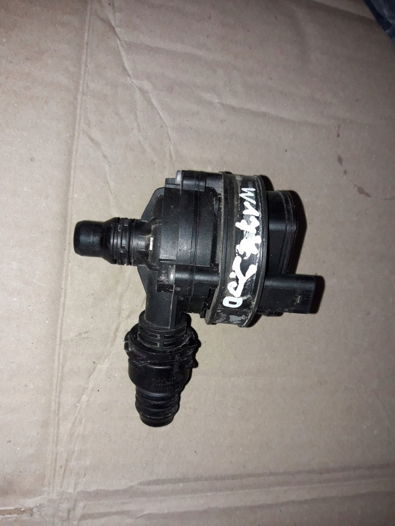 MERCEDES W177 DODATKOWA POMPKA WODY A0005003600 - 13229861641 ...