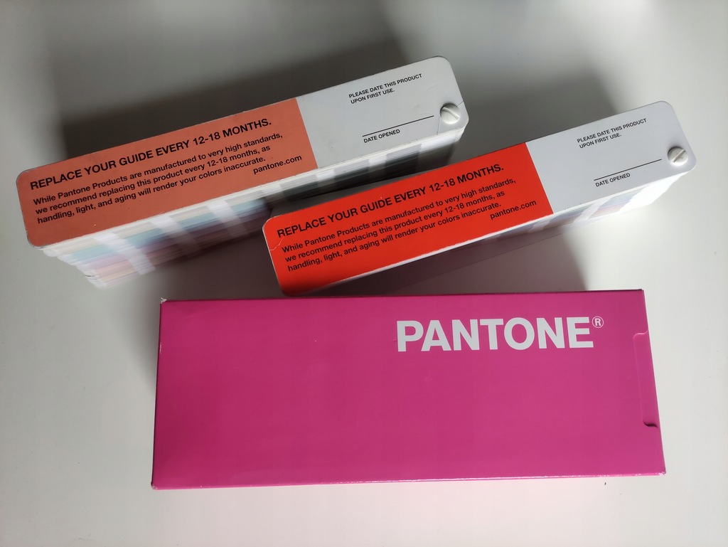 Wzornik Pantone Formula Guide podstawowy C+U Komplet 2390 kolorów ... Wzornik Pantone Formula Guide podstawowy C+U Komplet 2390 kolorów ...