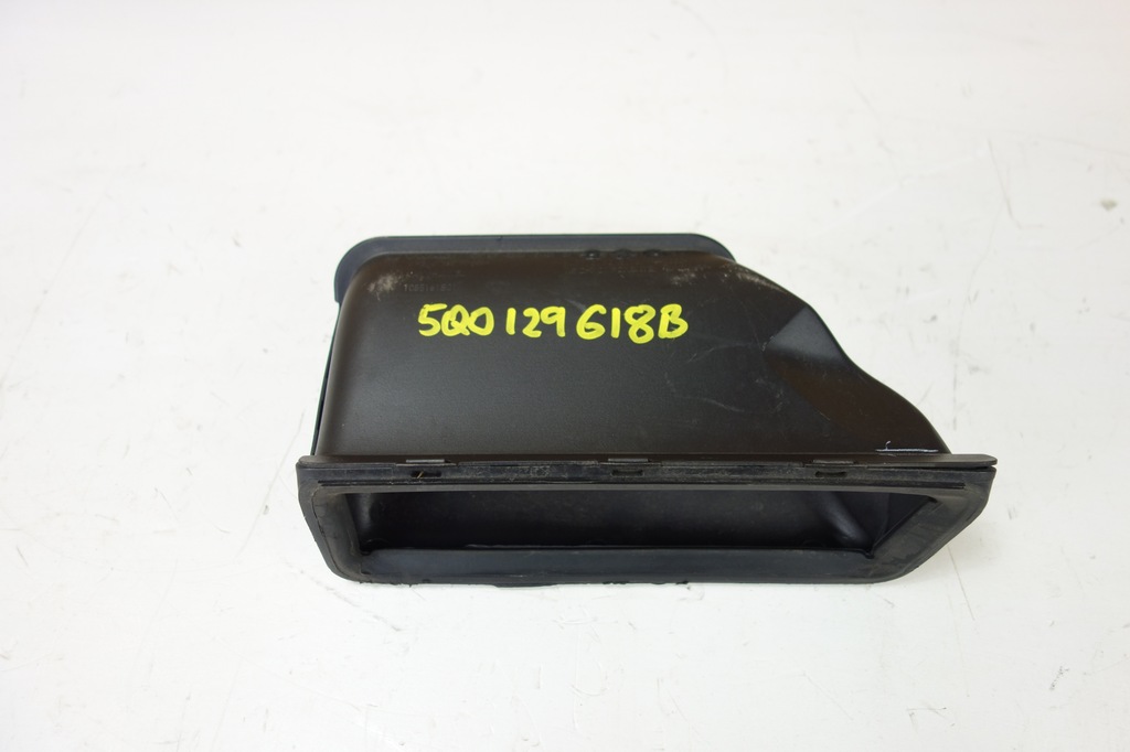 KIEROWNICA POWIETRZA VW GOLF VII 5G0 5Q0129618B - 12931131649 ...