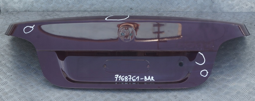 BMW E60 LCI Klapa pokrywa bagażnika Barberarot - 8037042947 - oficjalne ...