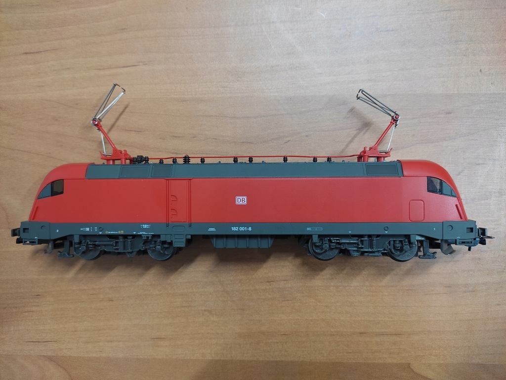 Elektrowóz Br 182 001-8 Piko w skali H0 od 1 zł - 13724558967 - oficjalne archiwum Allegro