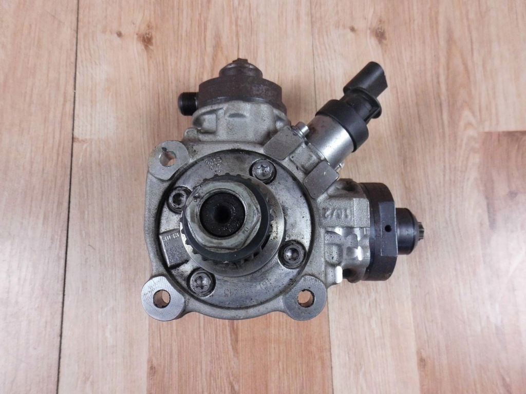 Audi A4 B8 3.0 TDI pompa wtryskowa 0445010677 - 13359444485 - oficjalne ...