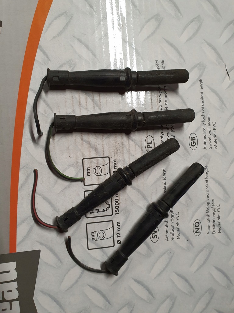 WTYCZKA ŚWIECY ŻAROWEJ 07Z971782 VW SEAT SKODA AUD - 13369626199 ...