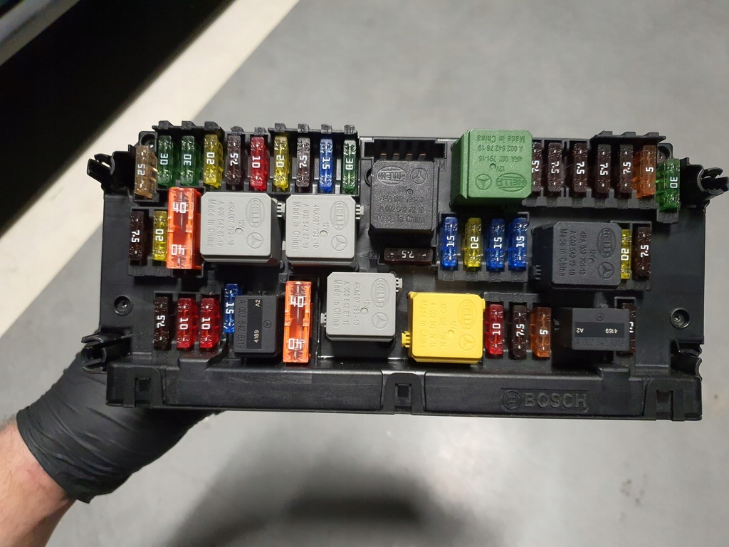 Mercedes W207 W212 MODUŁ SAM SKRZYNKA BEZPIECZNIK - 13517392952 - oficjalne archiwum Allegro