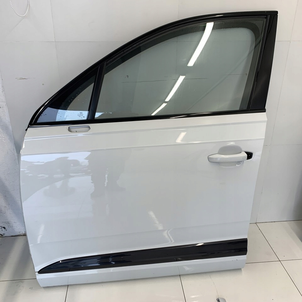Drzwi lewe przód przednie kompletne pod kolor ls9r AUDI SQ7 Q7 4M 18r ...