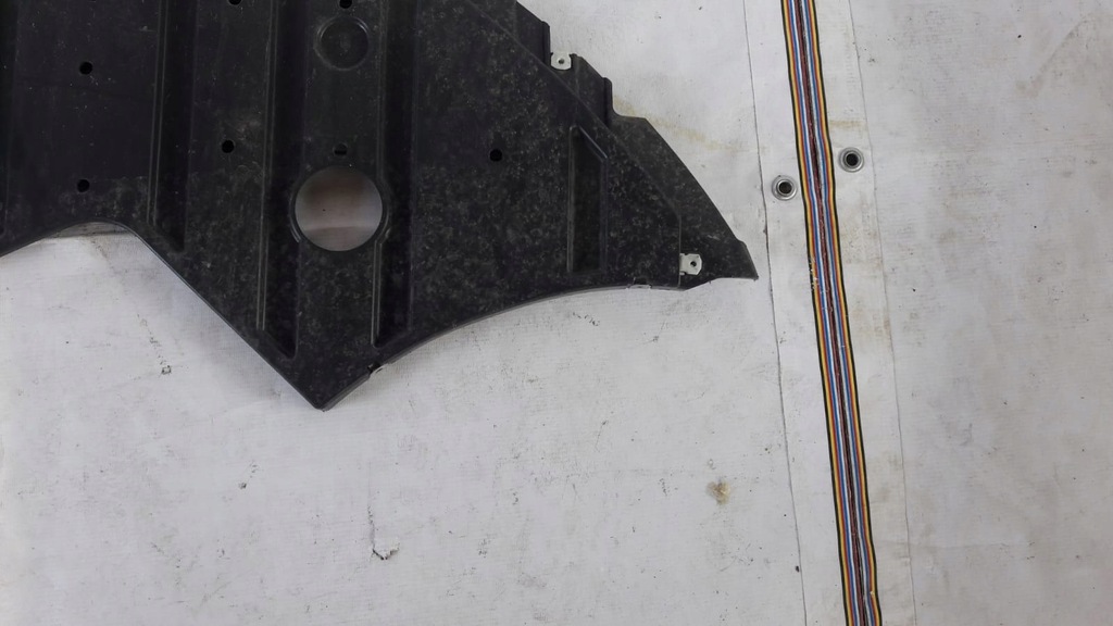 Płyta osłona pod zderzak przód Jaguar XF260 X260 - 12224602744 ...