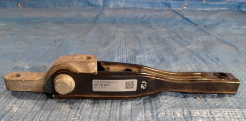 VW AUDI SEAT SKODA ŁAPA SILNIKA 5Q0199855P - 6218768322 - oficjalne ...