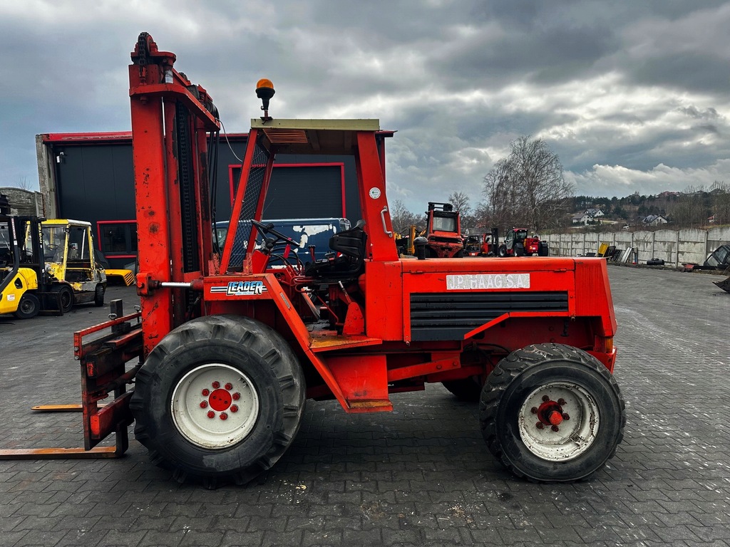 wózek widłowy terenowy MANITOU MC40 4000kg 3.50m przesuw boczny IVECO 3 ...
