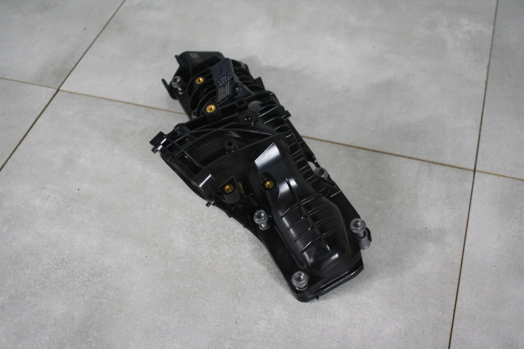 VW T6 CRAFTER II 2.0 TDI KOLEKTOR SSĄCY 04L129709C - 10884898539 ...