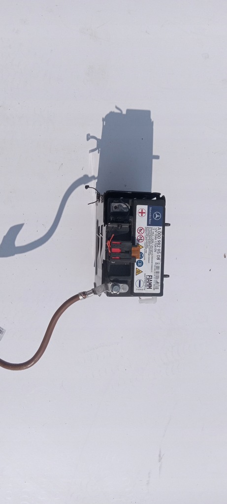 Akumulator dodatkow A0009829508 Mercedes Vito W447 - 12587614148 ...