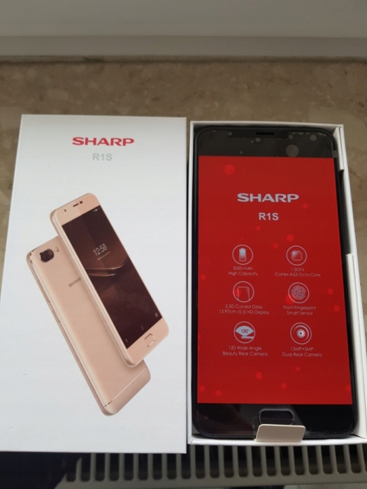 Nowy Smartfon Sharp R1S, 5000mAh, 3GB/32GB,black, - 7803452813 ...