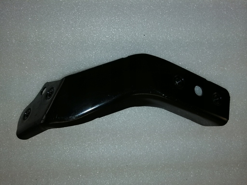 MERCEDES C KLASA W204 SLIZG ZDERZAKA MOCOWANIE - 13423674926 ...