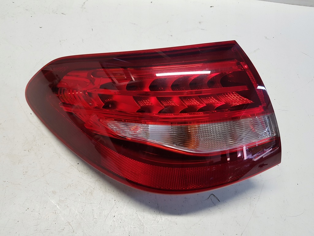 MERCEDES W205 KOMBI lampa lewa tył A2059069902 - 11913108357 ...
