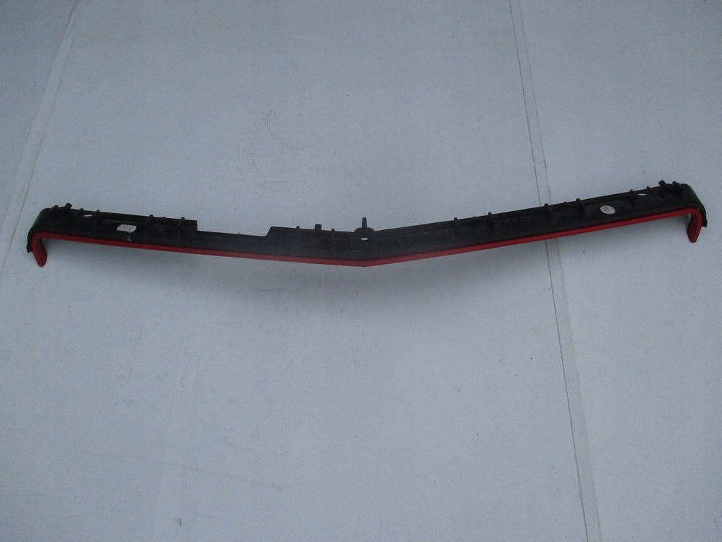 MERCEDES W207 LISTWA MASKI A2078800082 - 8523450634 - oficjalne ...