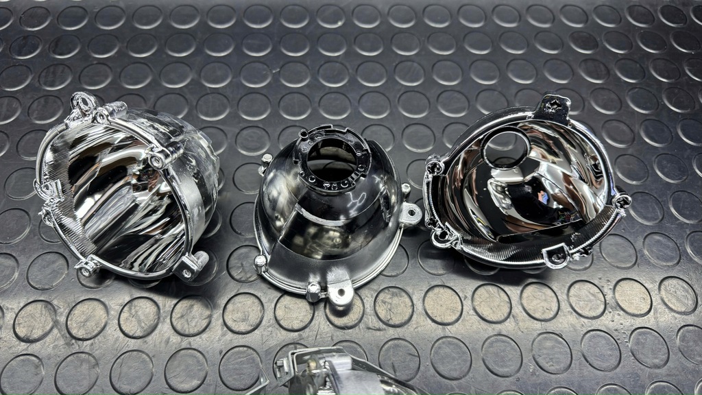 ODBŁYŚNIK PO REGENERACJI XENON SOCZEWKA D2S AUDI A6 S6 ALLROAD C5 ...