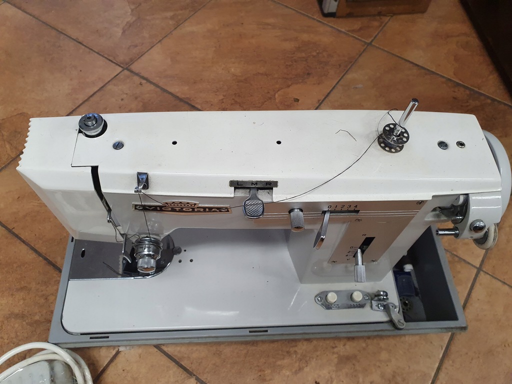 maszyna do szycia victoria - 11686594060 - oficjalne archiwum Allegro