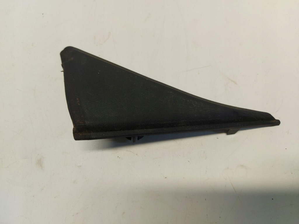 VOLVO XC60 II LIFT Trójkąt nakładka błotnika przód lewa 31497234 ...