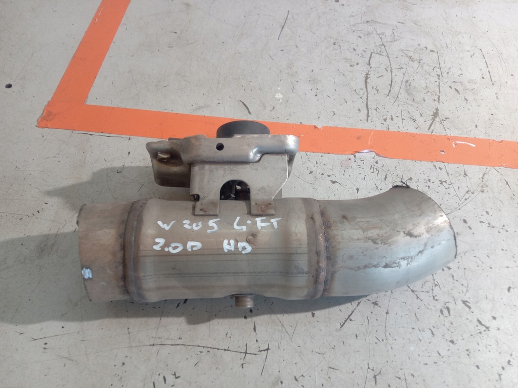 MERCEDES W205 PRZEPUSTNICA WYDECHU A2139068601 - 13482409342 ...