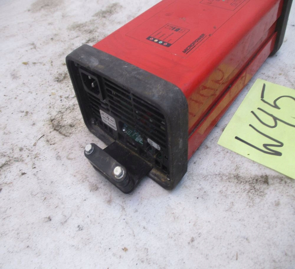 PROSTOWNIK ŁADOWARKA MICROPOWER SMC-HF 1600 TRAKCJ - 12282611947 - oficjalne archiwum Allegro