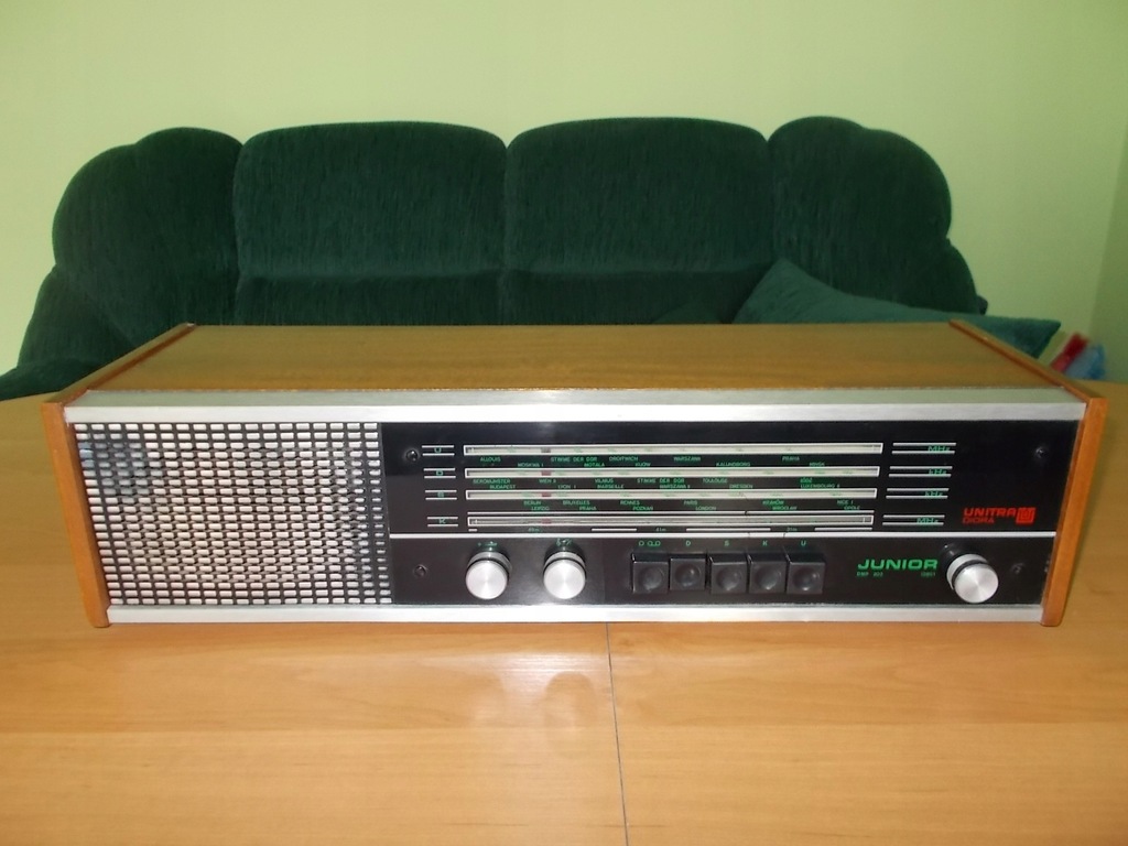 RADIO UNITRA JUNIOR DMP202 - FAJNY KLASYK !!! - 8391560997 - oficjalne ...