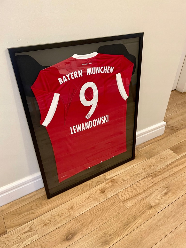 Koszulka Roberta Lewandowskiego Bayern Monachium - 11758613704 - oficjalne archiwum Allegro