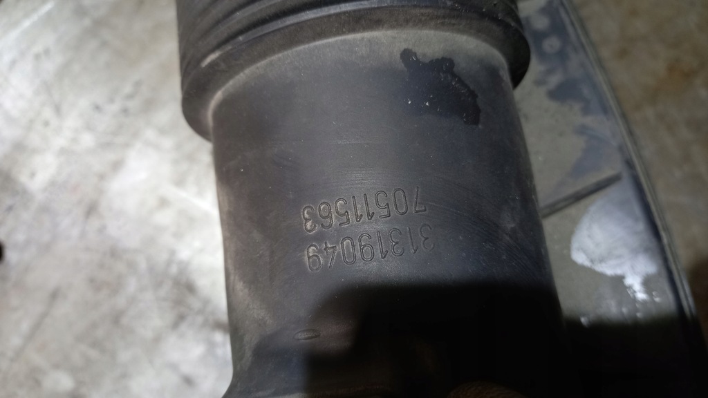 VOLVO S60 V60 XC60 RURA DOLOT POWIETRZA 31319049 - 12908050016 ...