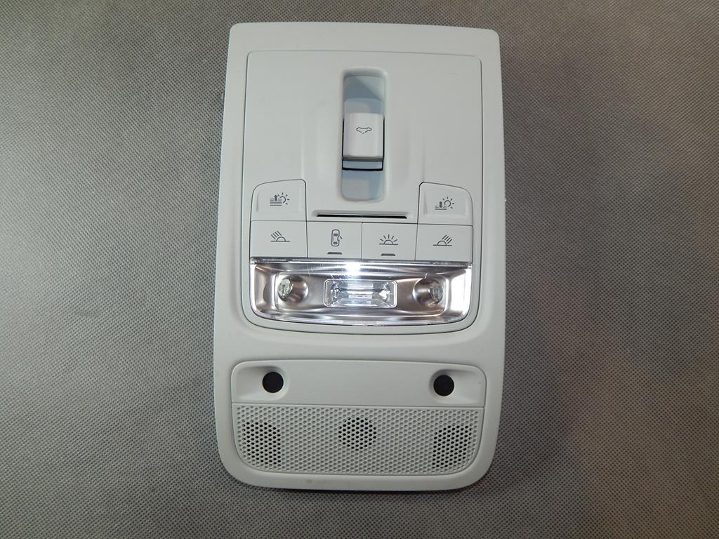 AUDI Q3 8U LAMPKA W PODSUFITKĘ 8X0959613 - 6931670133 - oficjalne ...