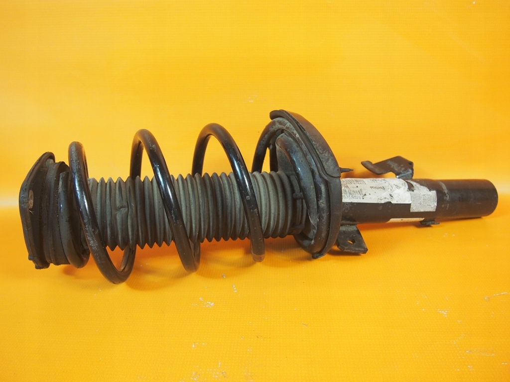 Volvo V40 Amortyzator PRZÓD LEWY 31360946 - 13286381532 - oficjalne ...