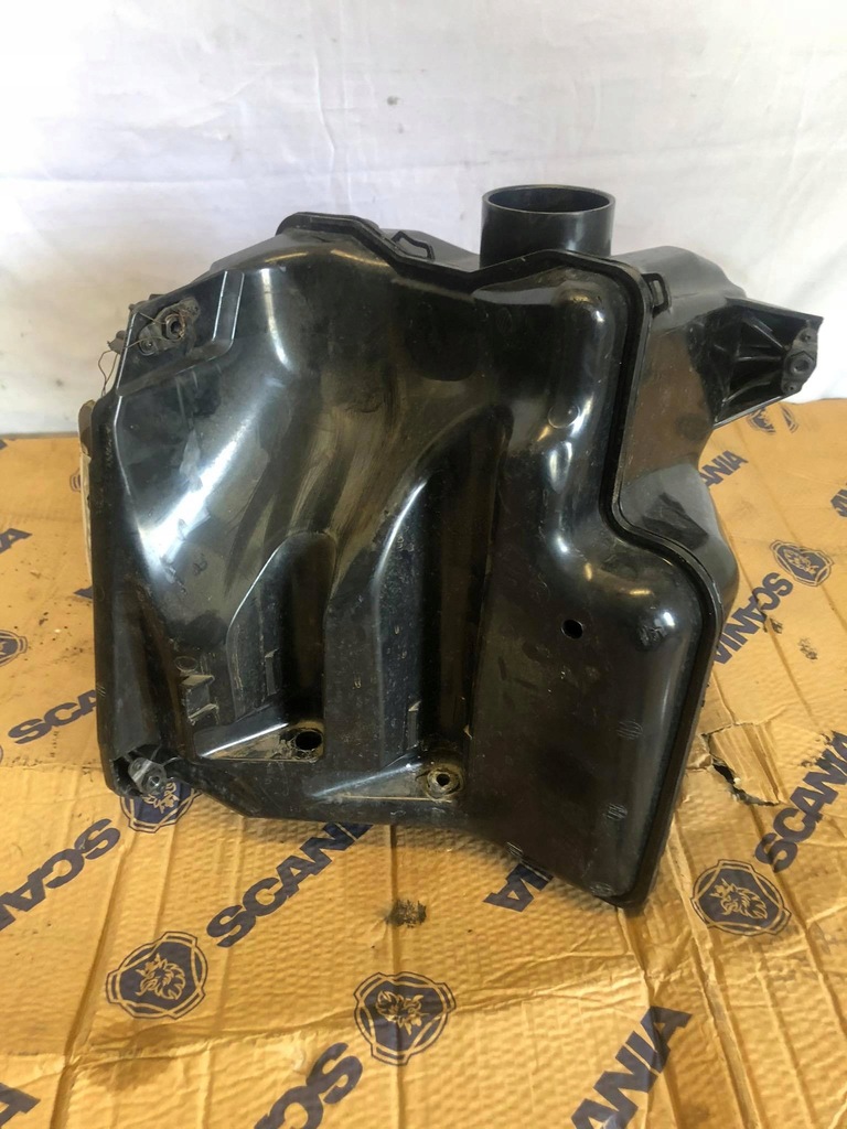 ZBIORNICZEK PŁYNU DO SPRYSKIWACZY SCANIA S 2707037 - 10899439499 ...