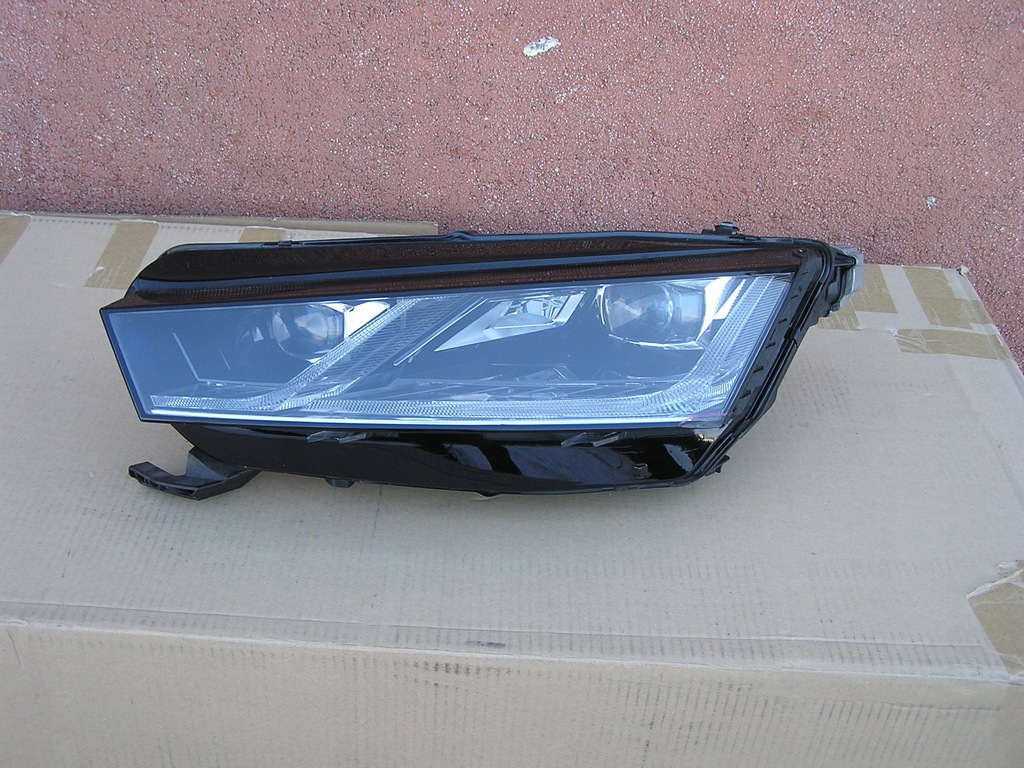 LAMPA SKODA OCTAVIA IV 5E4941015A LEWA - 15062222105 - oficjalne ...