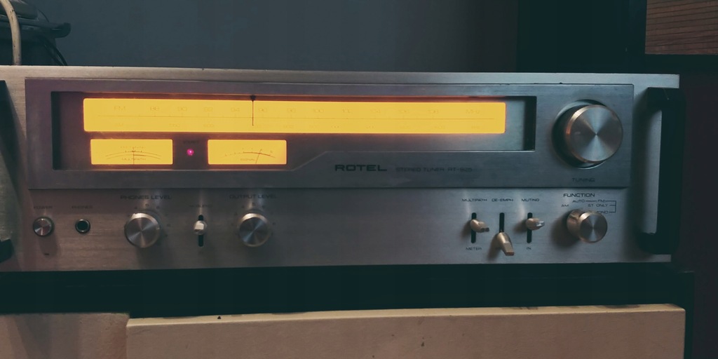 tuner Rotel RT-925, biały kruk, okazja - 8620952555 - oficjalne ...