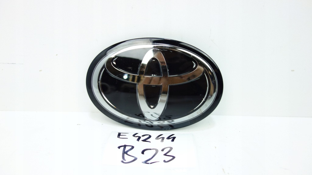 ZNACZEK EMBLEMAT PRZÓD TOYOTA COROLLA E21 2019- 90975-02124 ...