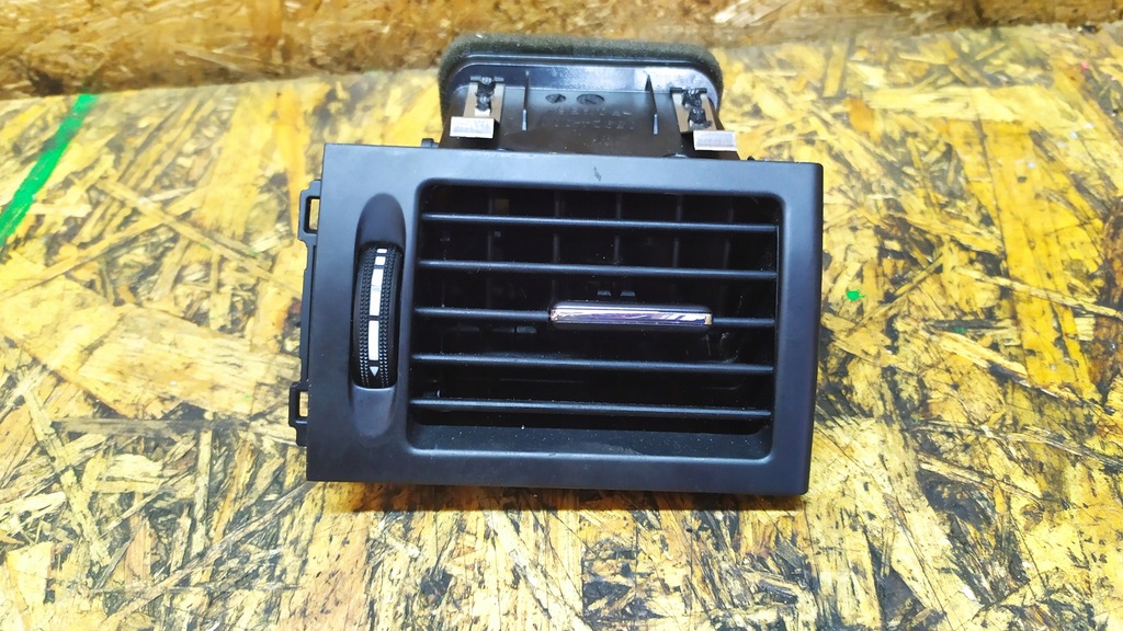 MERCEDES W204 KRATKA NAWIEWU PRAWA A2048301254 - 13097835190 ...