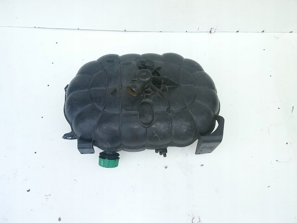 MERCEDES ACTROS MP4 ZBIORNIK WYRÓWNAWCZY - 8012114487 - oficjalne ...