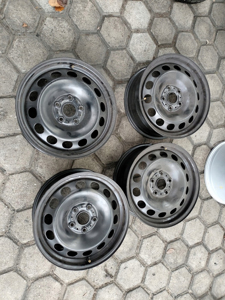 Felgi stalowe VW Audi Skoda Seat 6.5Jx16 ET46 - 13097870382 - oficjalne ...