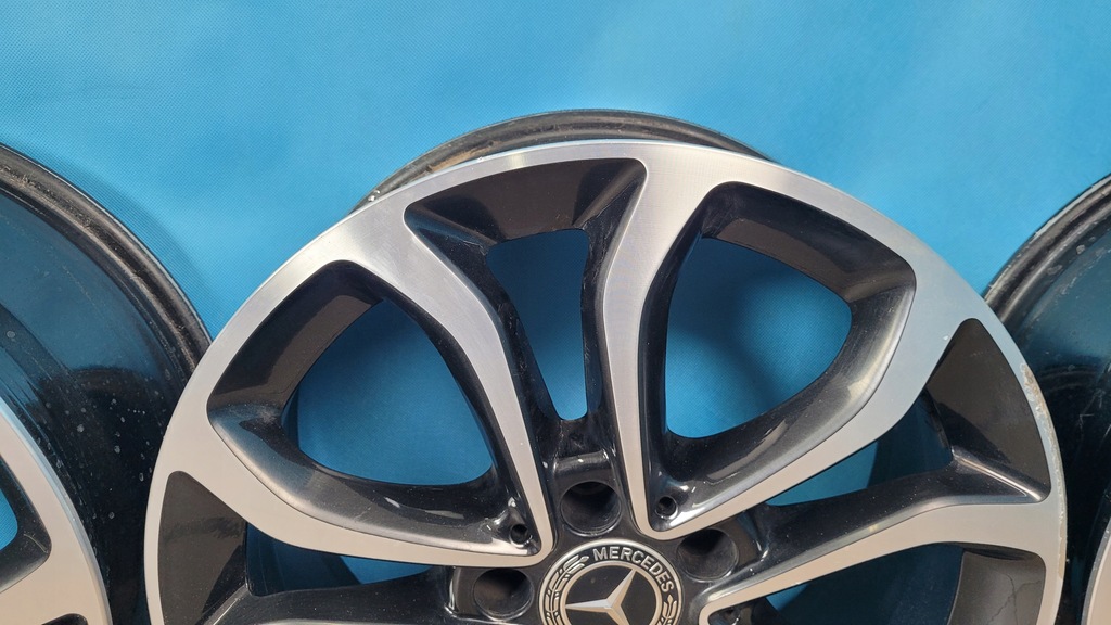 MERCEDES W205 KOMPLET ALUFELG 17x7J A2054010200 - 14236229972 ...