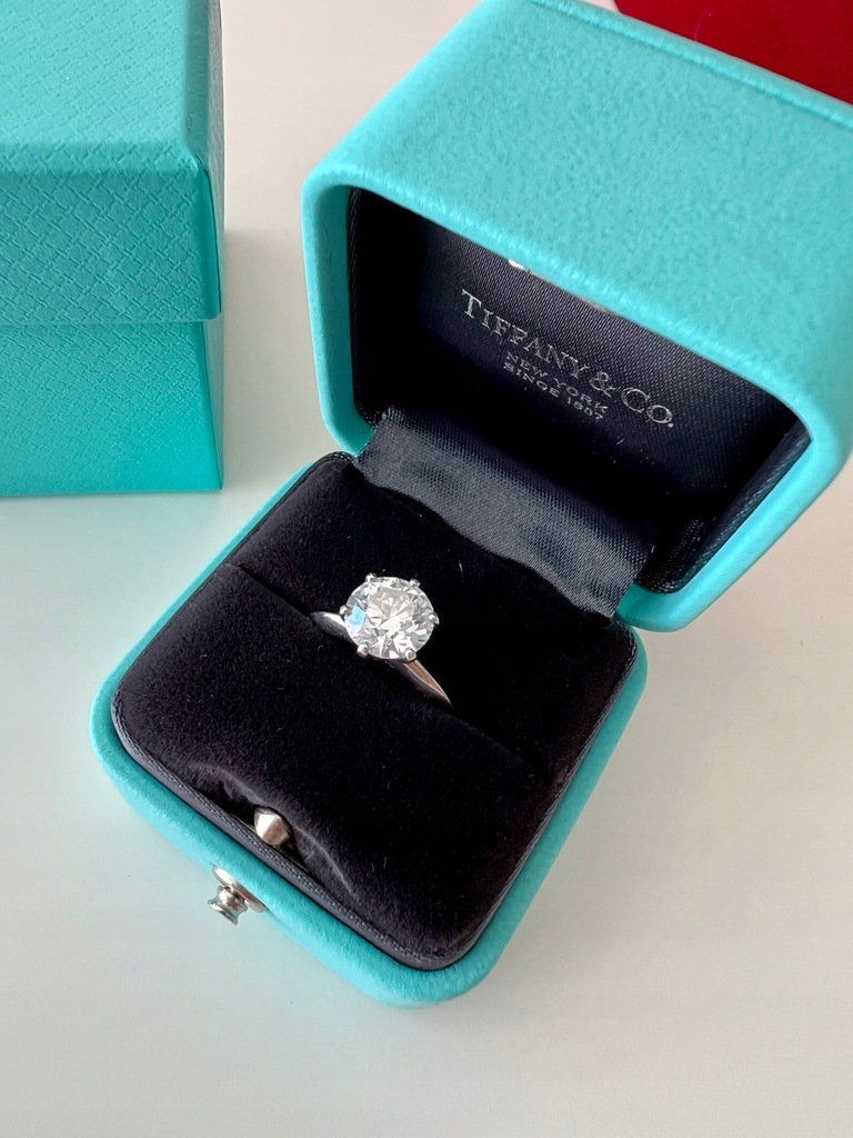 pierścionek zaręczynowy Tiffany platyna diament 2c - 12575241287 ...