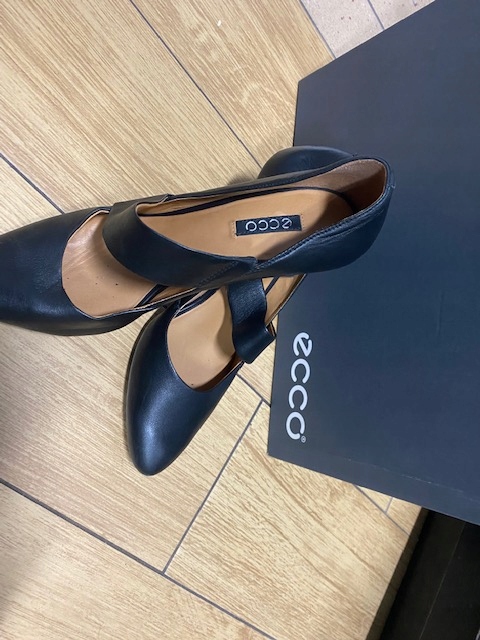 Czółenka ecco r. 39 okazja mega prezent - 12633530921 - oficjalne ...