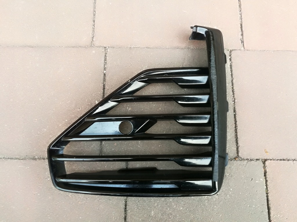 KRATKA ZDERZAK PRAWY PRZÓD 32227027--VOLVO V60 II S60 III R-DESIGN ...