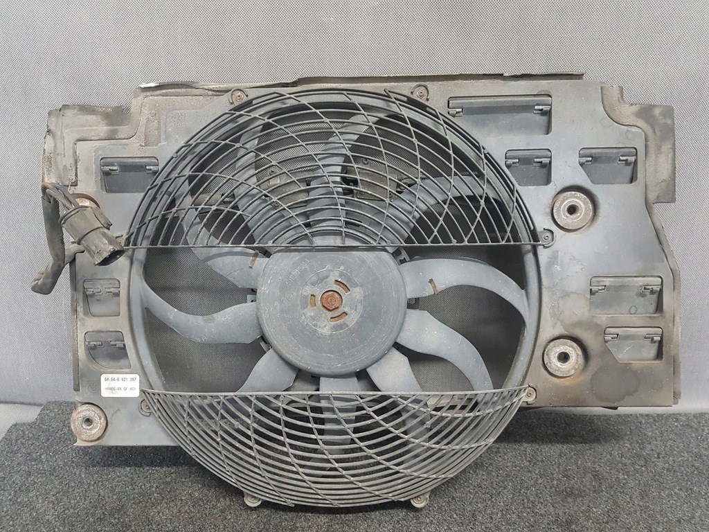 BMW 5 E39 2.5 3.0 WENTYLATOR CHŁODNICY 4 PIN - 12178803162 - oficjalne ...