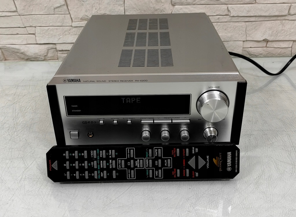 YAMAHA Pianocraft RX-E200 Amplituner Stereo - 13017375077 - oficjalne ...