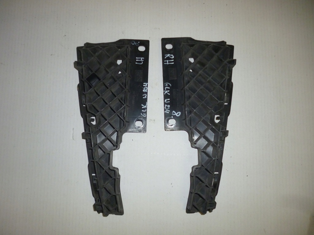 MERCEDES GLK W204 MOCOWANIE GRILLA RH/LH - 13044526287 - oficjalne ...