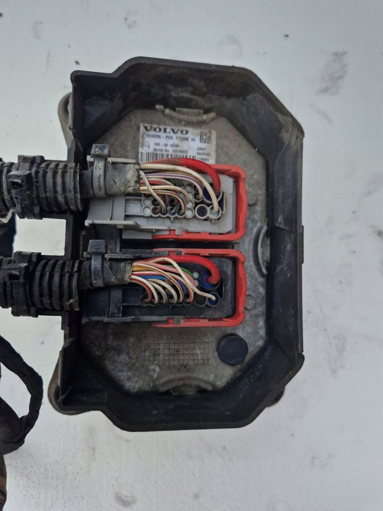 STEROWNIK ŚWIATEŁ FCIOM VOLVO FH4 FM4 21855896 P04 Renault Gama T ...