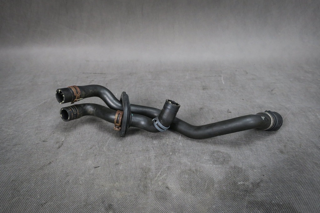 Wąż przewód wodny Audi Q5 8R 8R0819350J 3.2FSI - 6885208084 - oficjalne ...
