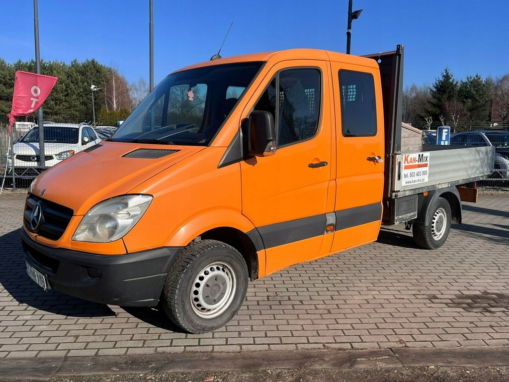 Mercedes Sprinter *Doka*7os.* - 15795544875 - oficjalne archiwum Allegro