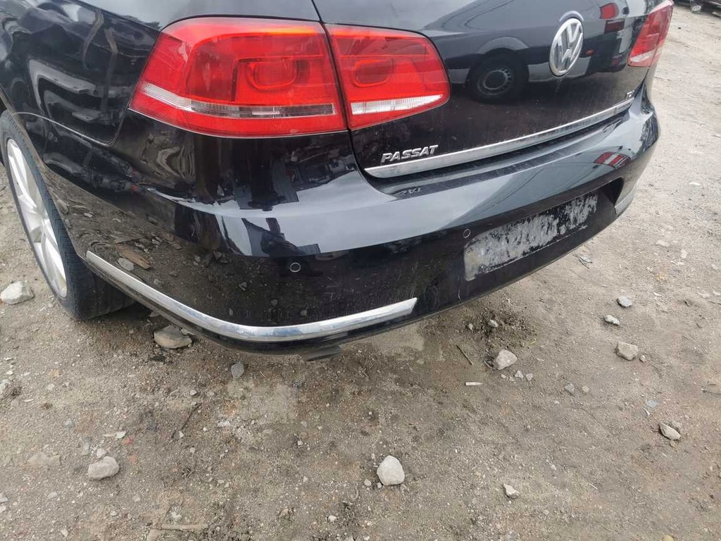 Zderzak Tylny Tył VW PASSAT B7 LC9X Czarny Sedan - 13733353418 - oficjalne archiwum Allegro