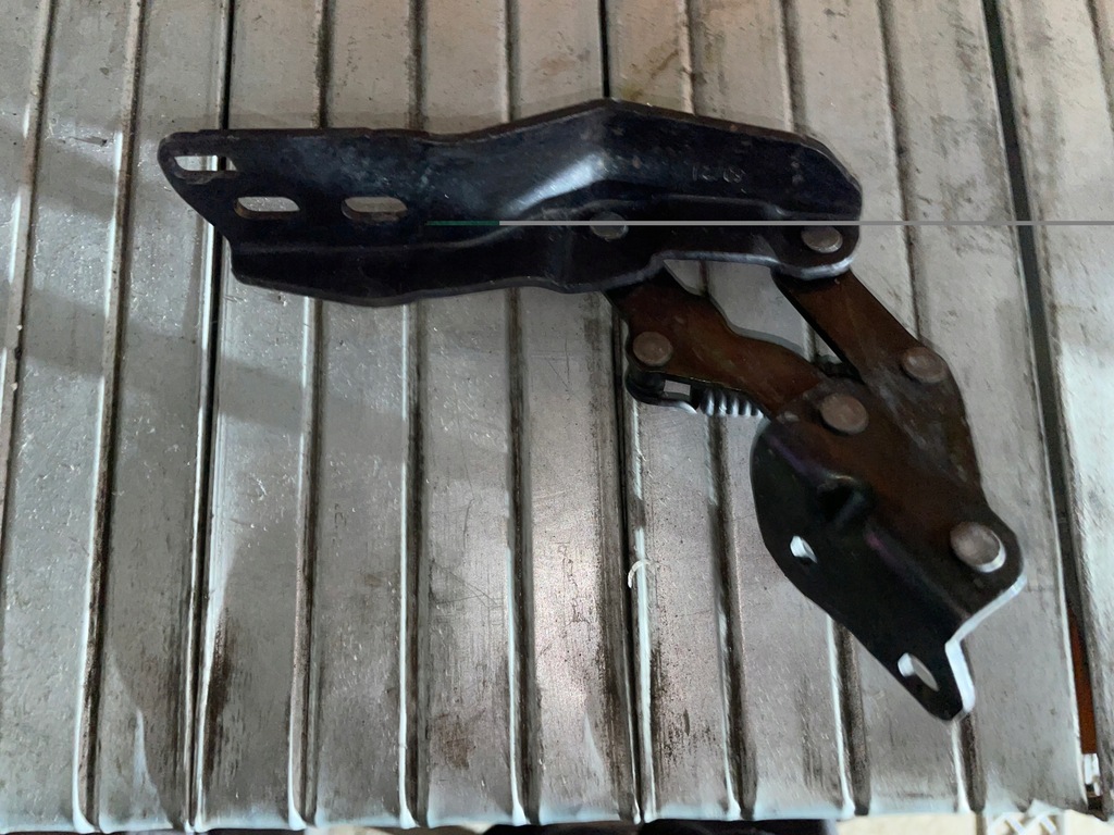 Zawias Maski Atrapy Grilla Scania R S - 13538052502 - oficjalne ...